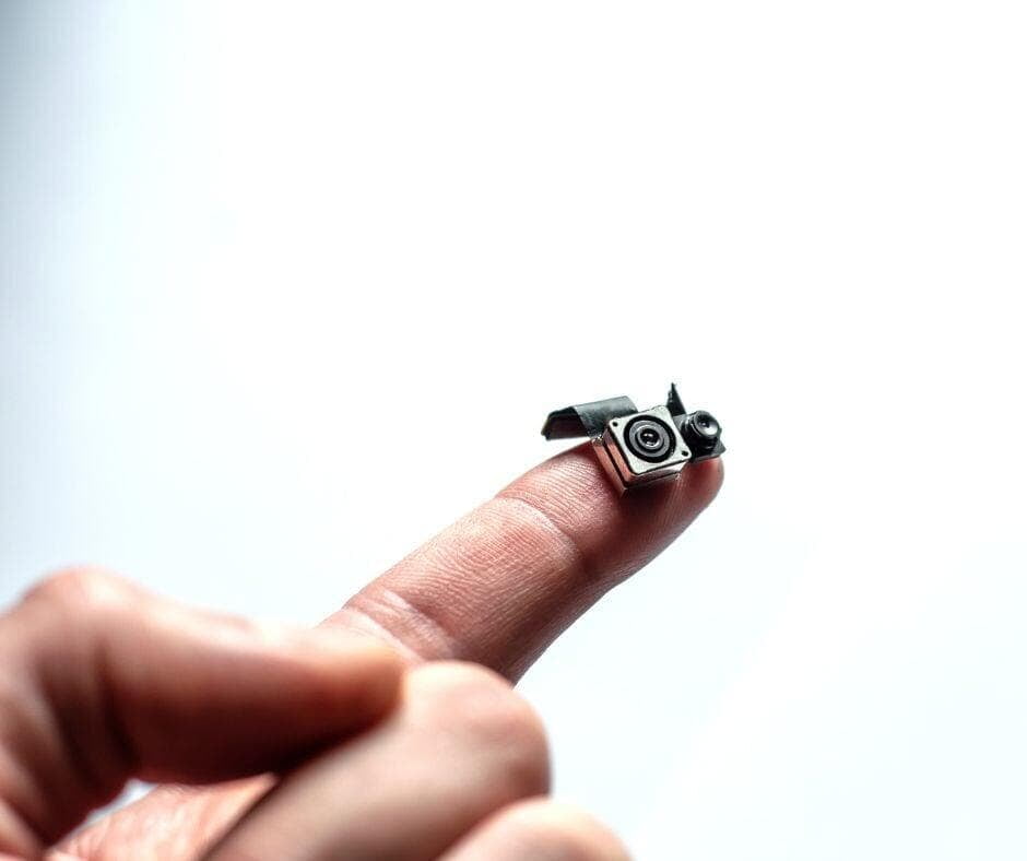 Tiny Cameras: brilliant little eyes in the medical world | Outeng